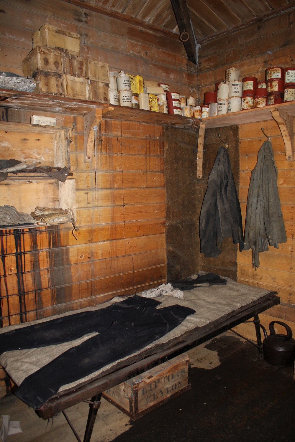 2019-20 Shackleton's 'Nimrod' Hut inspection, interior (019 ...