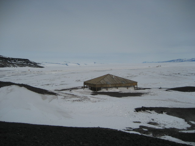 2006 North-East corner of Scott's 'Discovery' hut, Hut Point ...