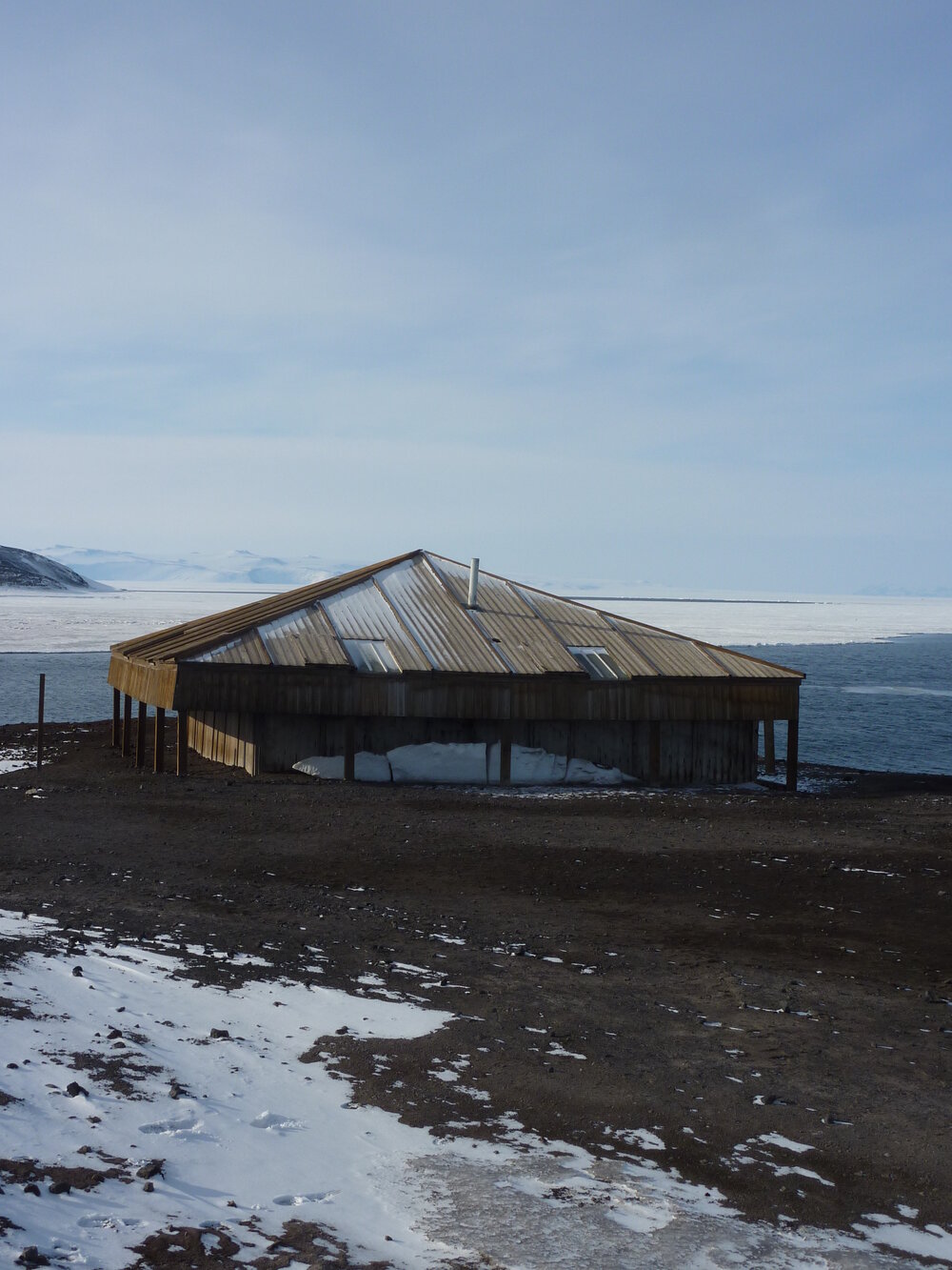 2009-10 Scott's 'Discovery' hut, Hut Point | Antarctic Heritage Trust